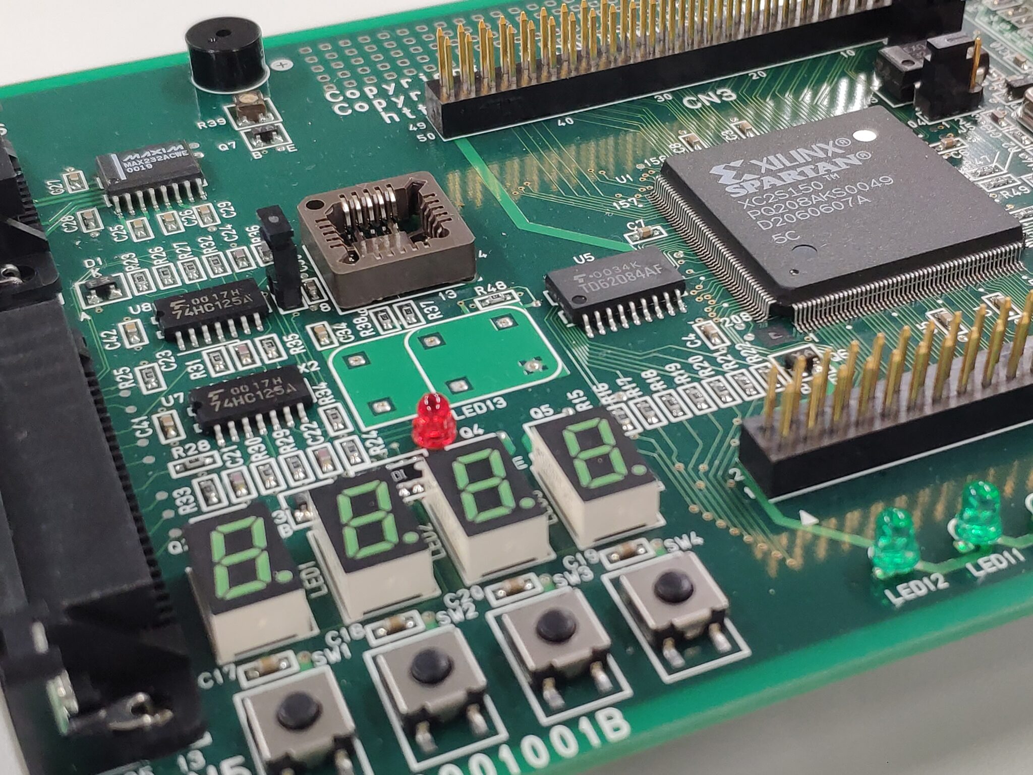 SpartanⅡ評価キット | FPGAマガジン公式