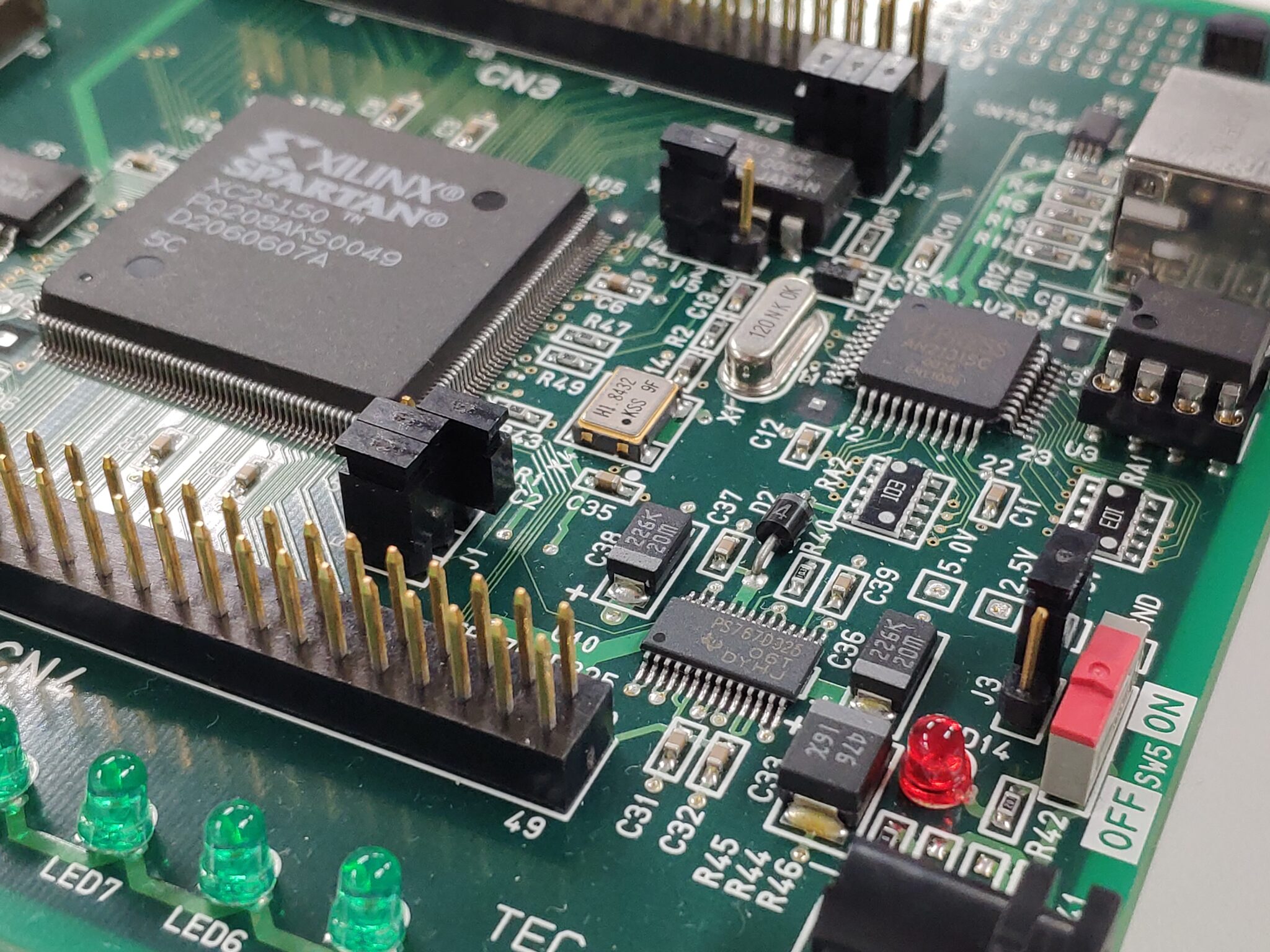 SpartanⅡ評価キット | FPGAマガジン公式