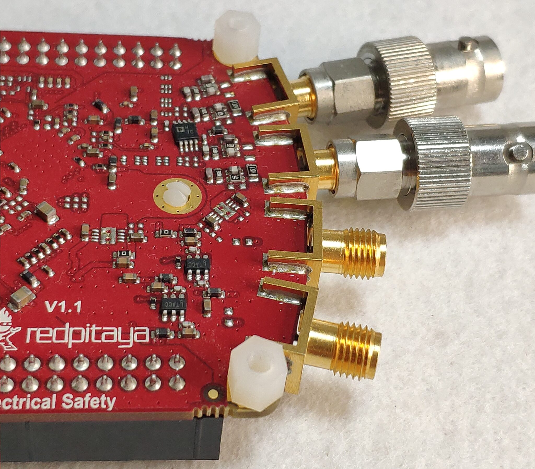 redpitaya v1.1 | FPGAマガジン公式