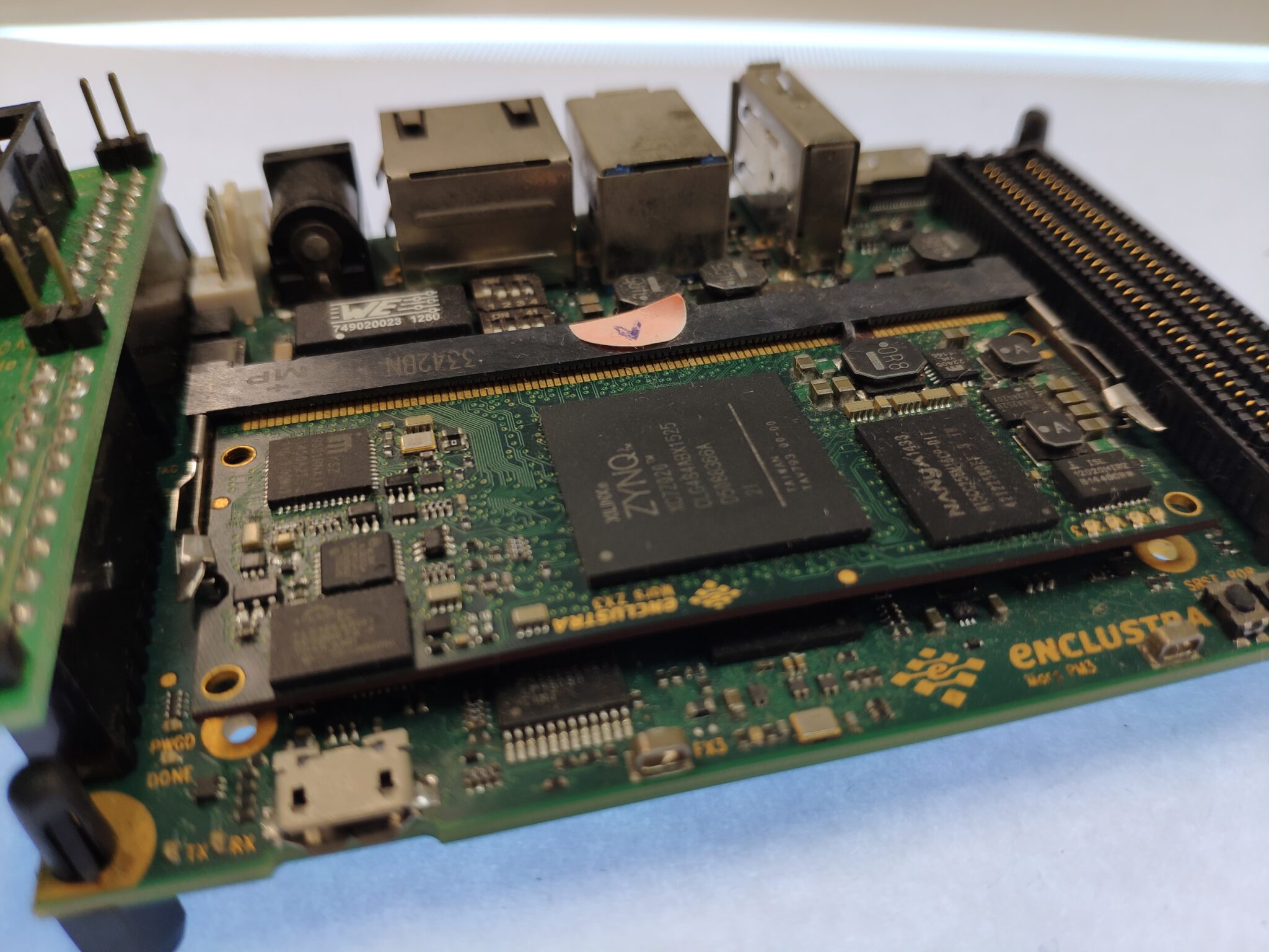 eNCLUSTRA Mars PM3 | FPGAマガジン公式