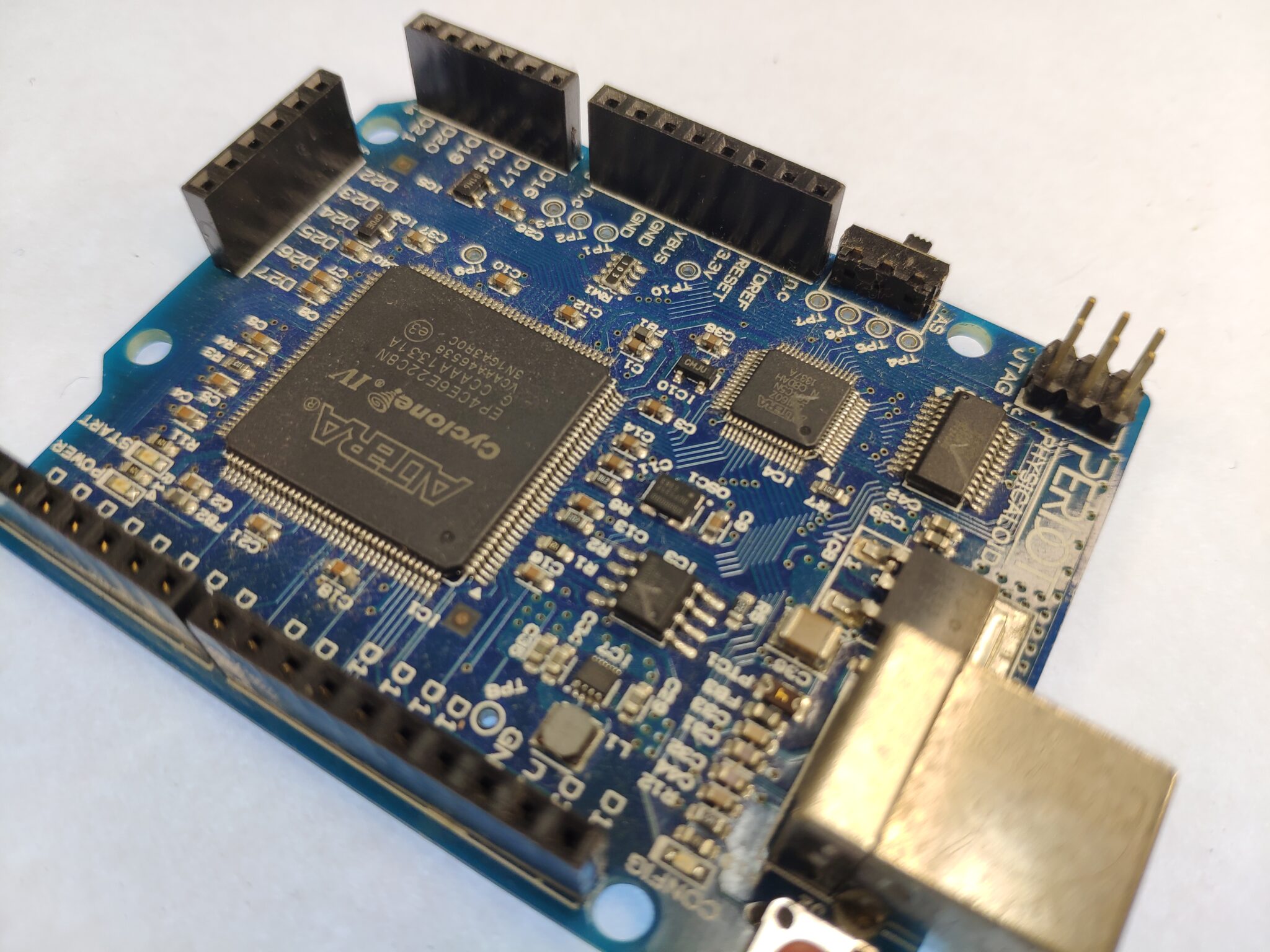 PERIDOTボード | FPGAマガジン公式