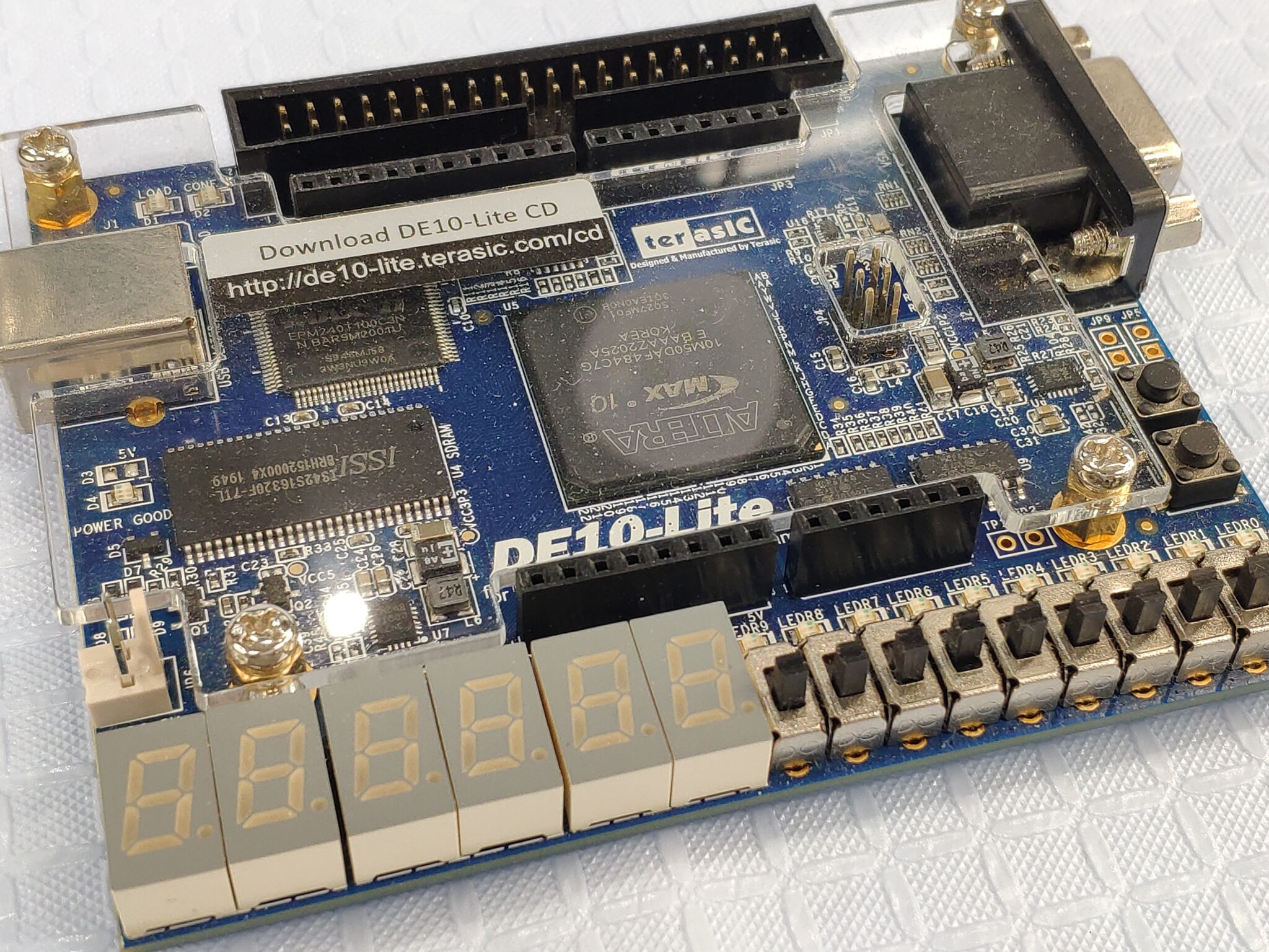 DE10-Lite | FPGAマガジン公式