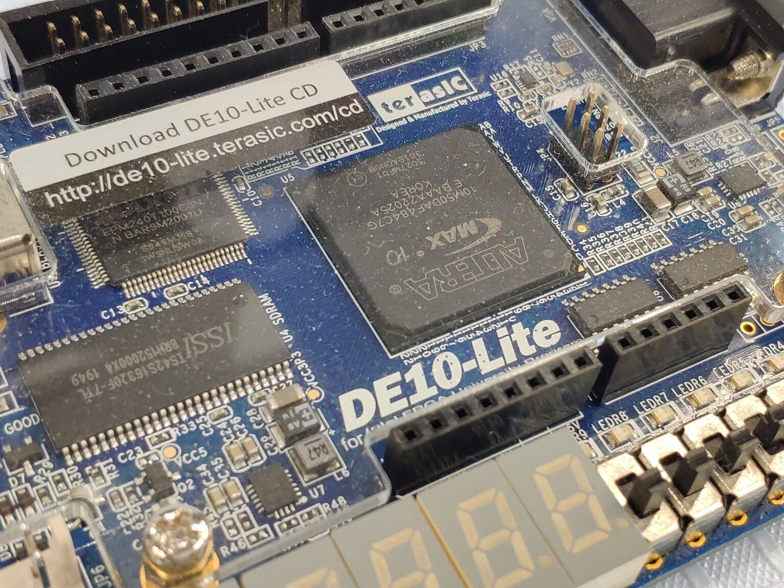 DE10-Lite | FPGAマガジン公式