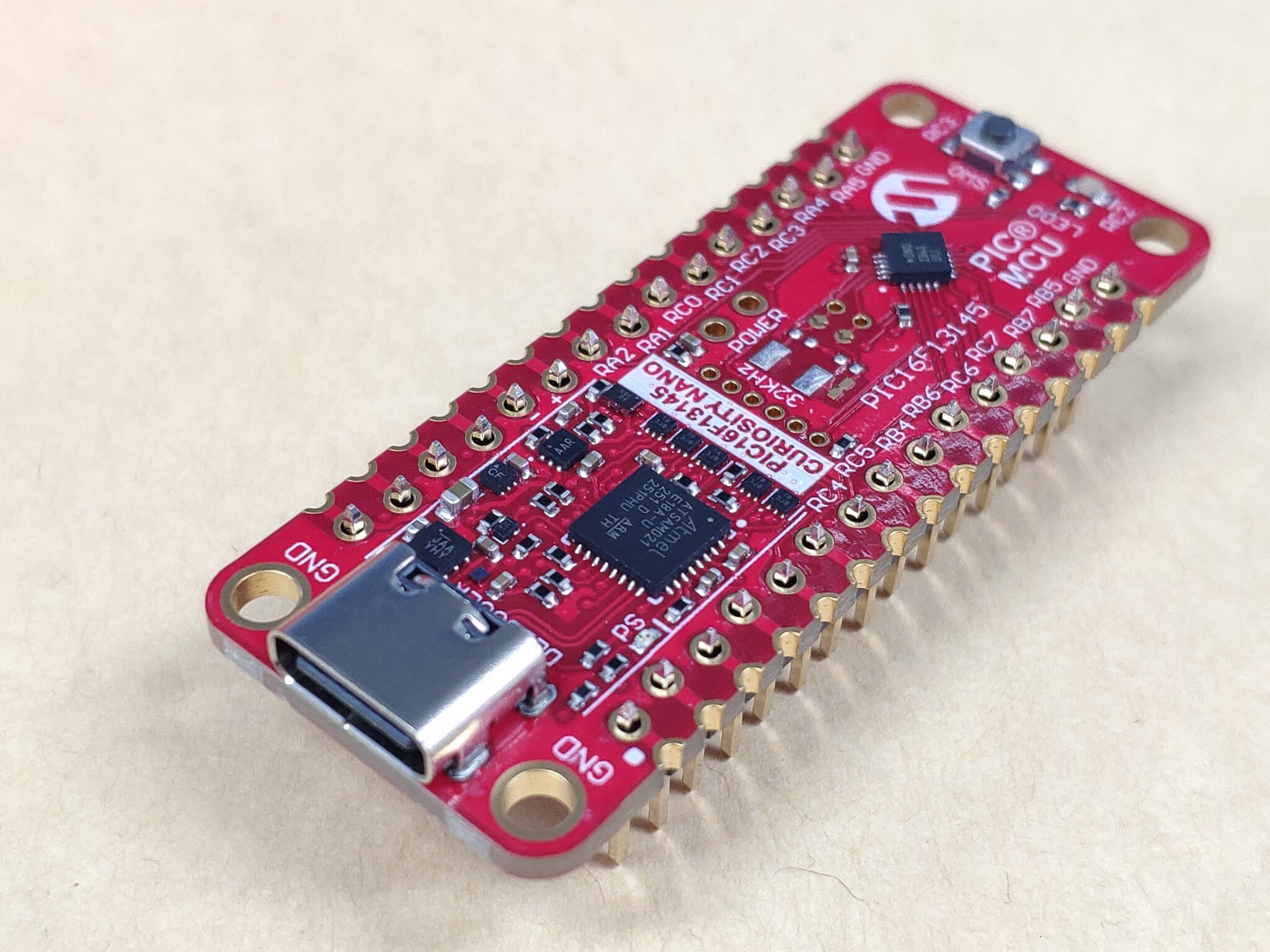 PIC16F13145 CURIOSITY NANO | FPGAマガジン公式