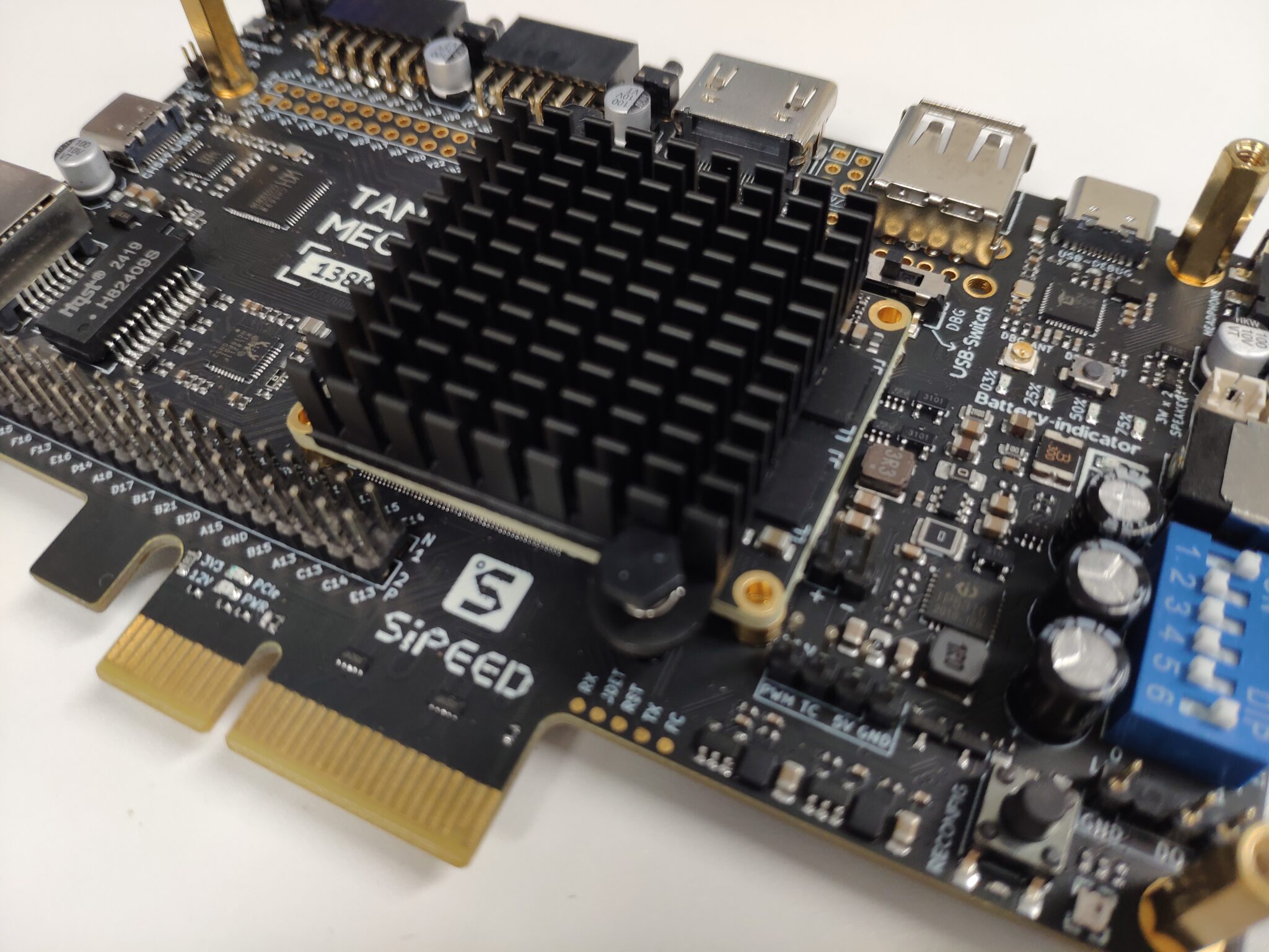 Tang Mega 138K Dock | FPGAマガジン公式